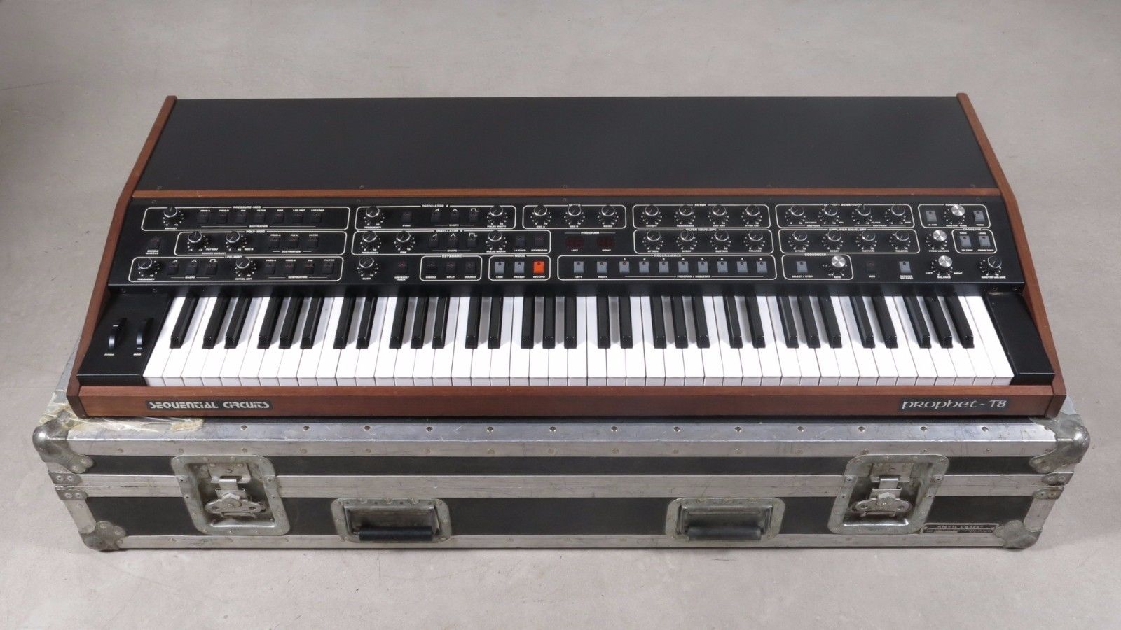 MATRIXSYNTH: Sequential Circuits Prophet T8 SN 000465