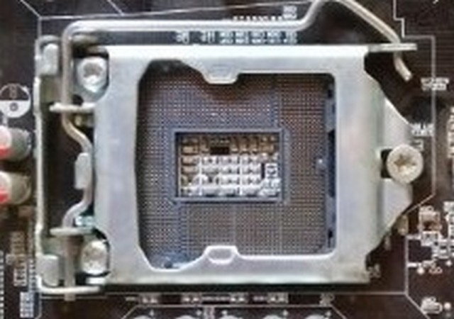 MOTHERBOARD KOMPUTER DAN FUNGSINYA - firmankasan.com