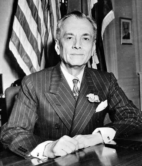 Notable Filipinos: Manuel Luis Molina Quezon