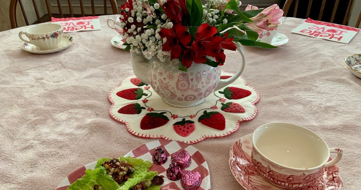 Kitty's Kozy Kitchen: Tea Party Time