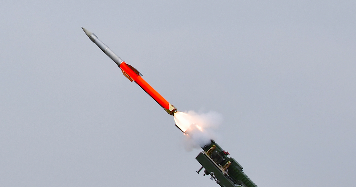 Poderío Militar: India: prueba de misiles tierra-aire de reacción rápida (QRSAM).