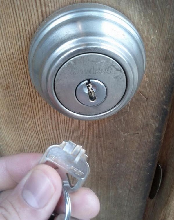 Premier NorthWest Locksmith Spokane (509) 557-7680: Broken Key Extraction