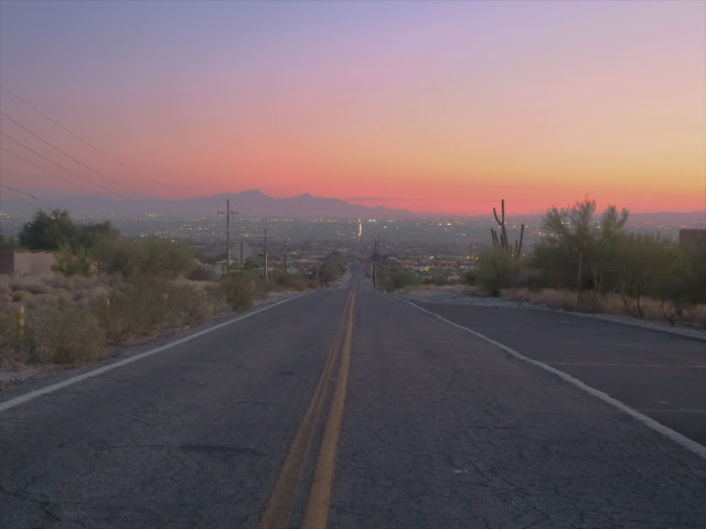 Living Rootless: Tucson, AZ: Sunset at Campbell Trailhead
