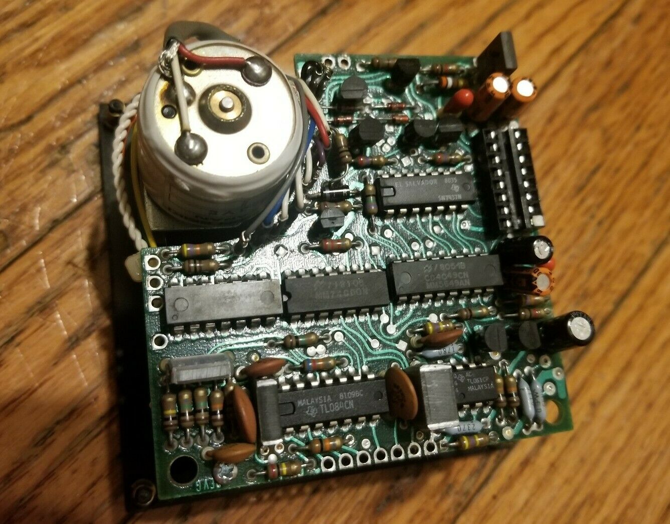 MATRIXSYNTH: Sequential Circuits Poly Sequencer Model 1005