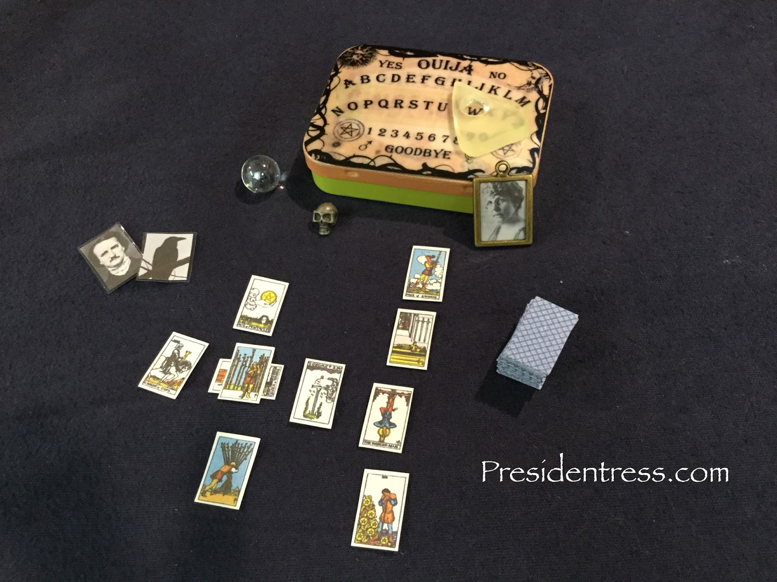 Presidentress: First Ladies' Séance in a Box Presidentress: First Ladies' Séance in a Box