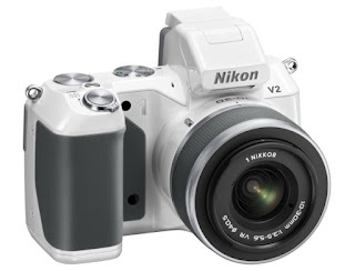 Foto Fácil: Nikon lança nova mirrorless V2