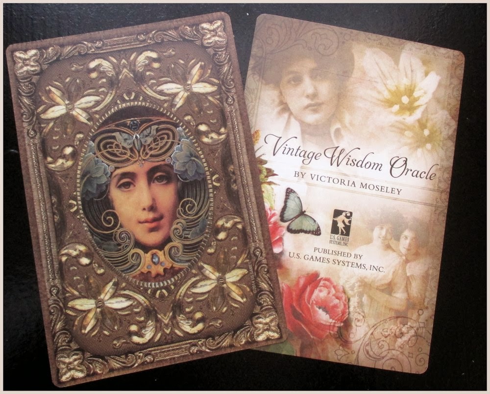 Tarot Notes: REVIEW: Vintage Wisdom Oracle