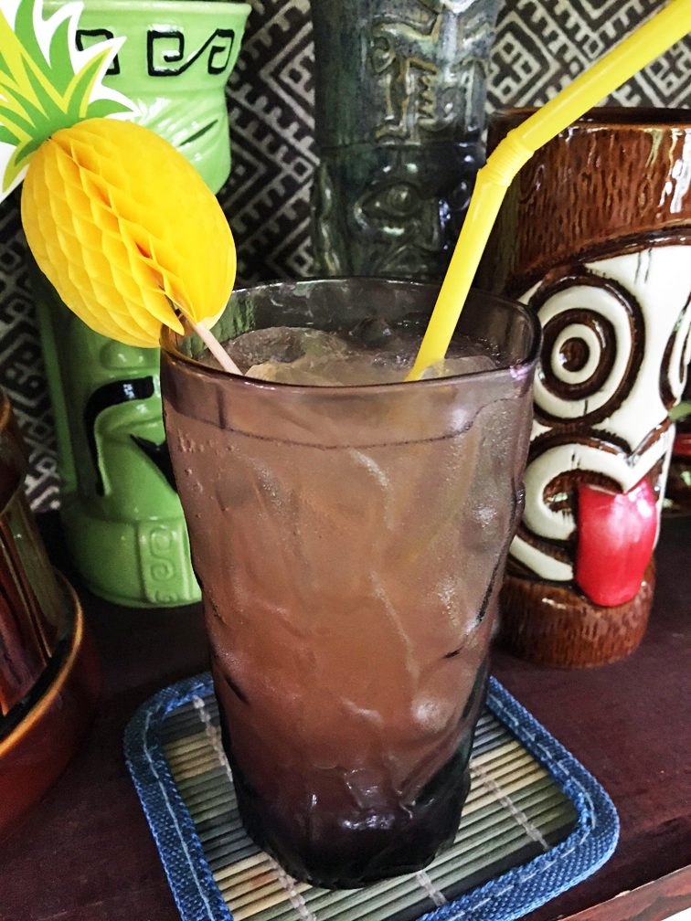 Velveteen Lounge Kitsch-en: Mocktail Monday: Misty Monday