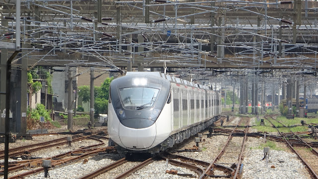 Blair's 鐵道攝影: EMU3000型電聯車 / TRA EMU3000 Type Electric Multiple Unit