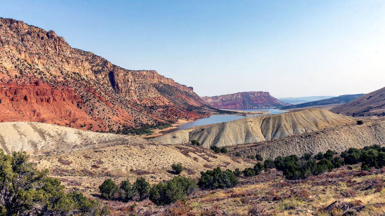 A Redleg's Rides: Wyoming Boondocking - Day 20: Sheep Bay, Red Rock ...