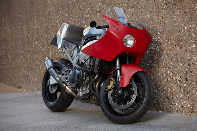 Honda Fireblade CBR929 'The Big Red' - RocketGarage - Cafe Racer Magazine