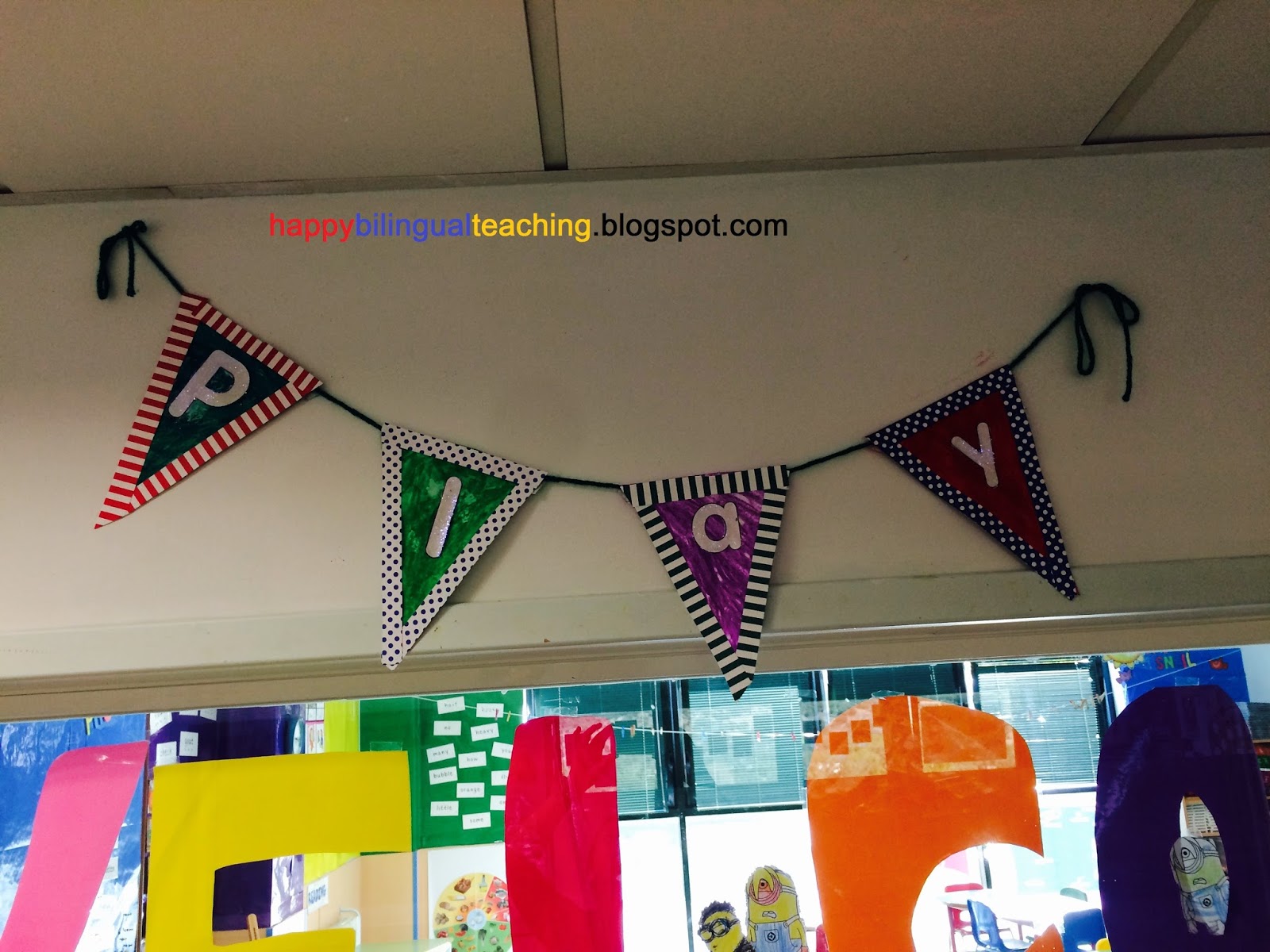 happy bilingual teaching: Banner Classroom Decor!!