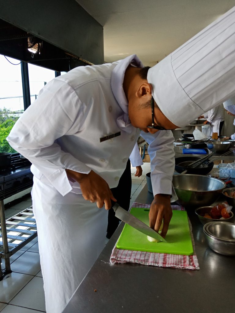 jurusan kuliah tata boga | akademi chef surabaya | monas pacific ...