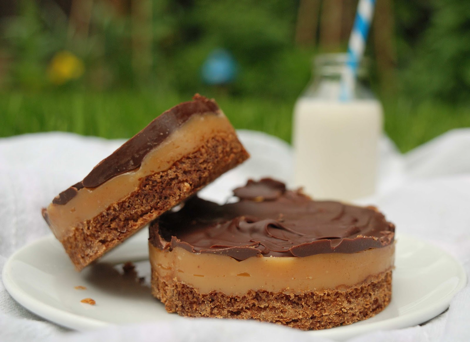Pauline à la crème anglaise: Millionnaire Shortbread, Caramel Slice and ...