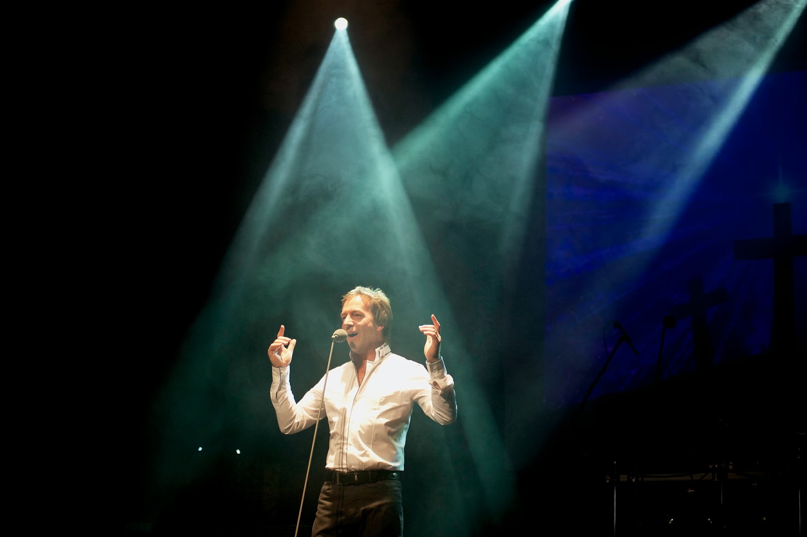 Interviews: Beyond The Barricade: an interview with Andy Reiss