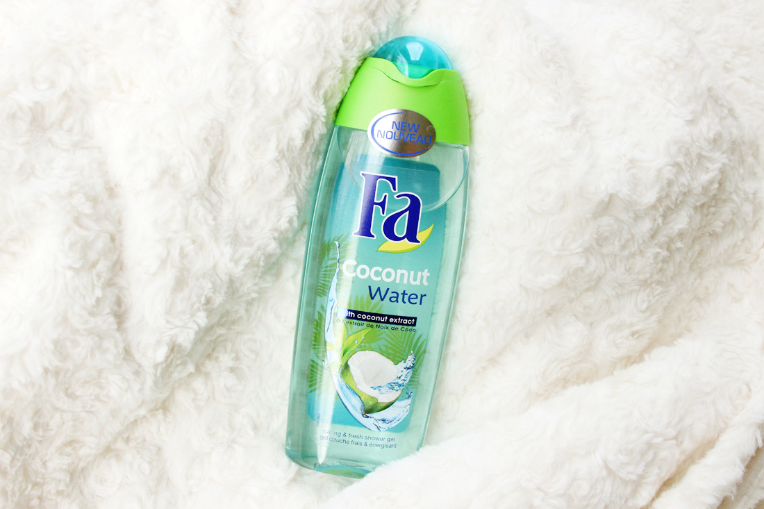 FA | Coconut Water Douchegel | A Beauty To Rock