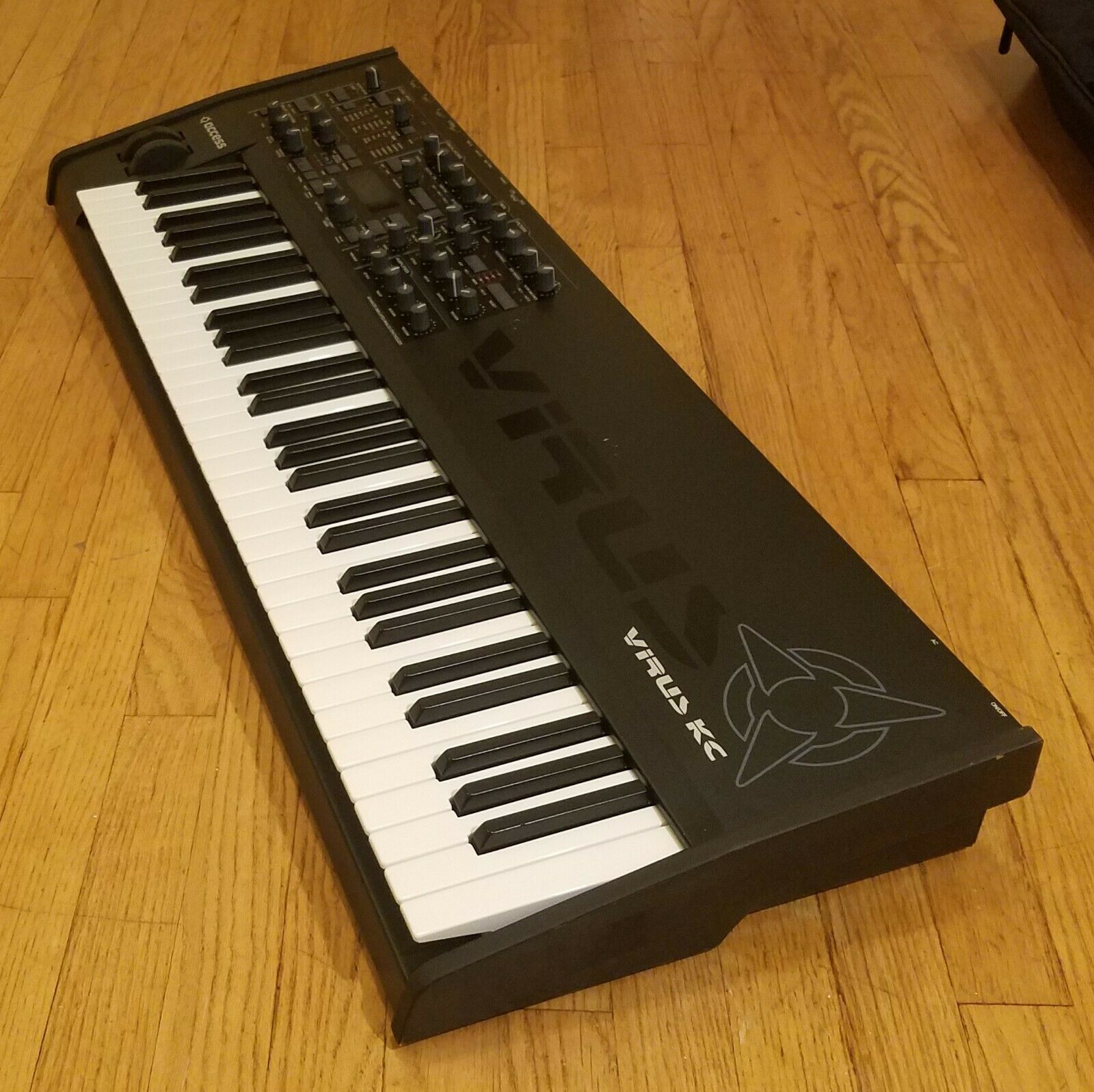 MATRIXSYNTH: ACCESS VIRUS KC KEYBOARD SYNTHESIZER