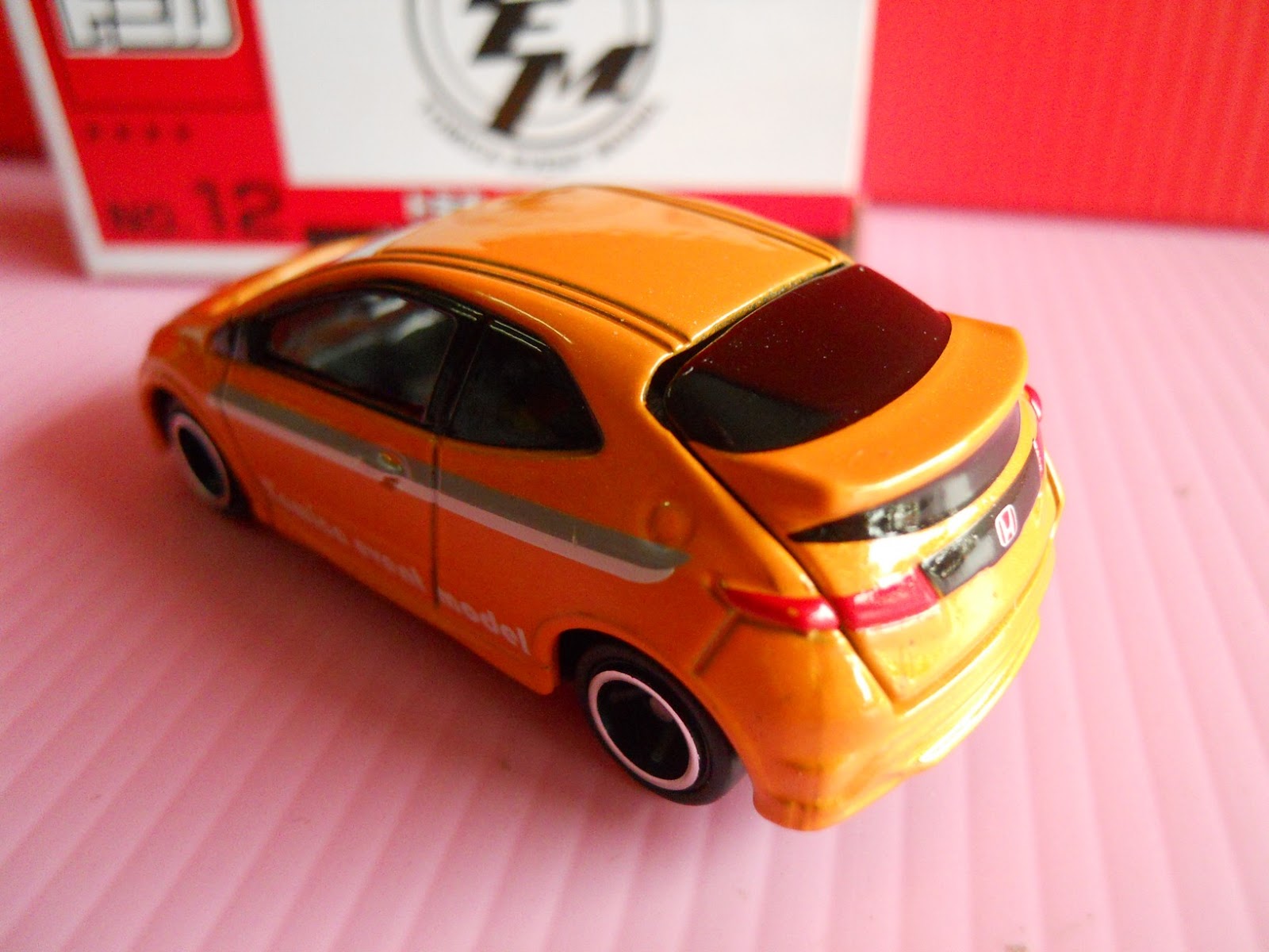 Dexters Diecasts (DexDC): Tomica Event #12 ~ Honda Civic Type R Euro