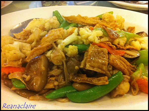 Happy Retirement At Mun Choong Restaurant, Ipoh