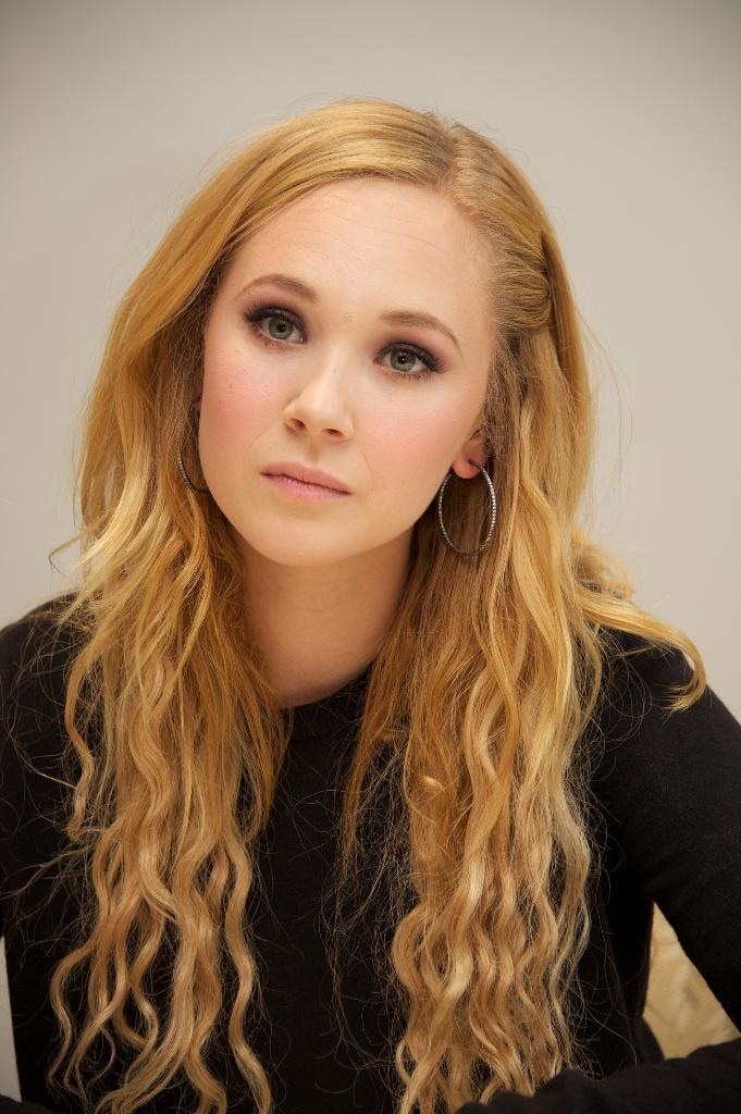 The ABC´s of Beauty: Juno Temple aka Juno Violet Temple (Galería 1)
