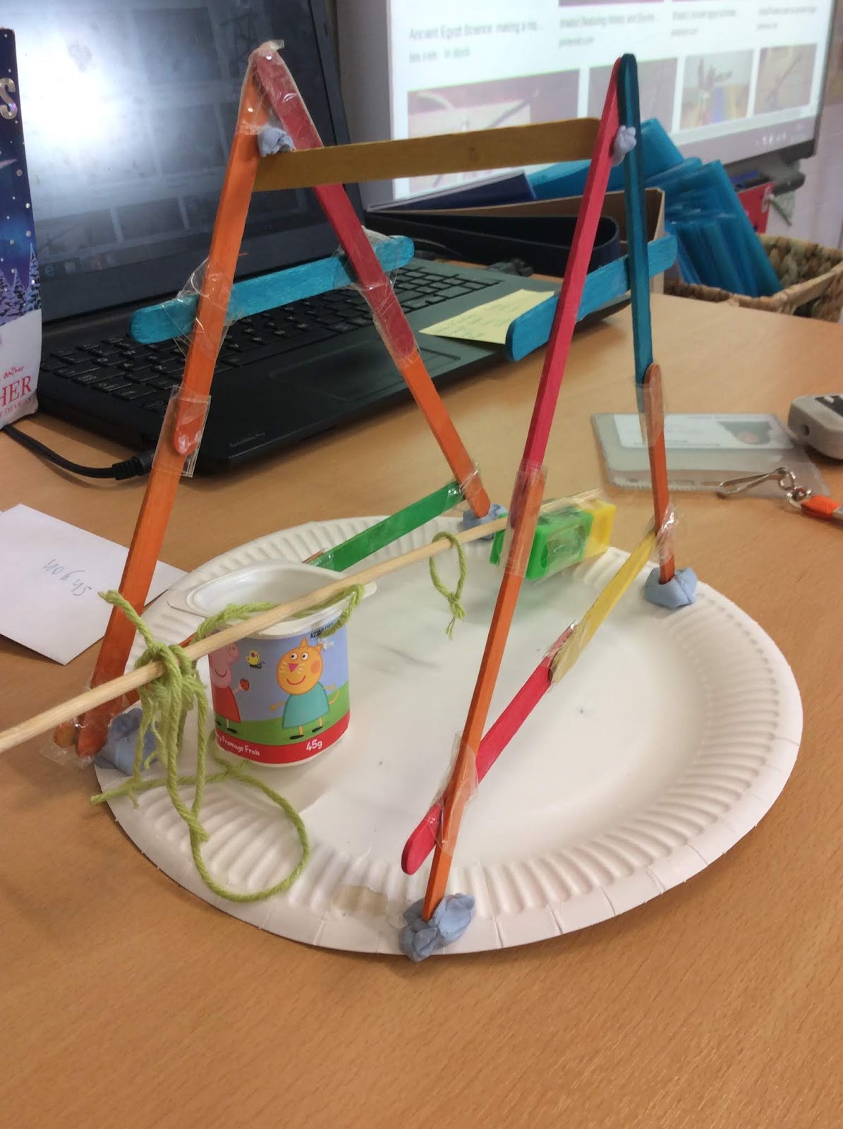 Bannockburn Primary: DT in Walnut - Egyptian Shadufs!