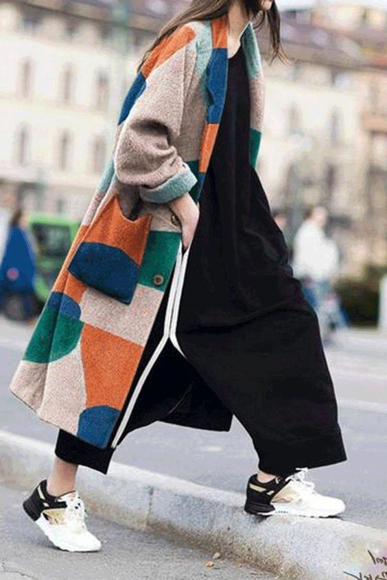 HOW TO WEAR BOLD PRINTED STATEMENT COATS - Miss Rich