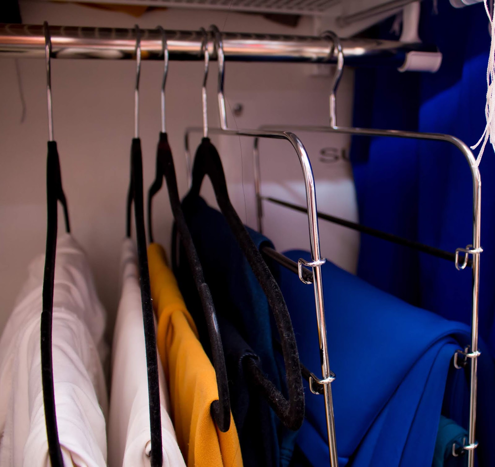 HIS and HERS: Wheelchair Accessible Master Closet Solution: Elfa ...
