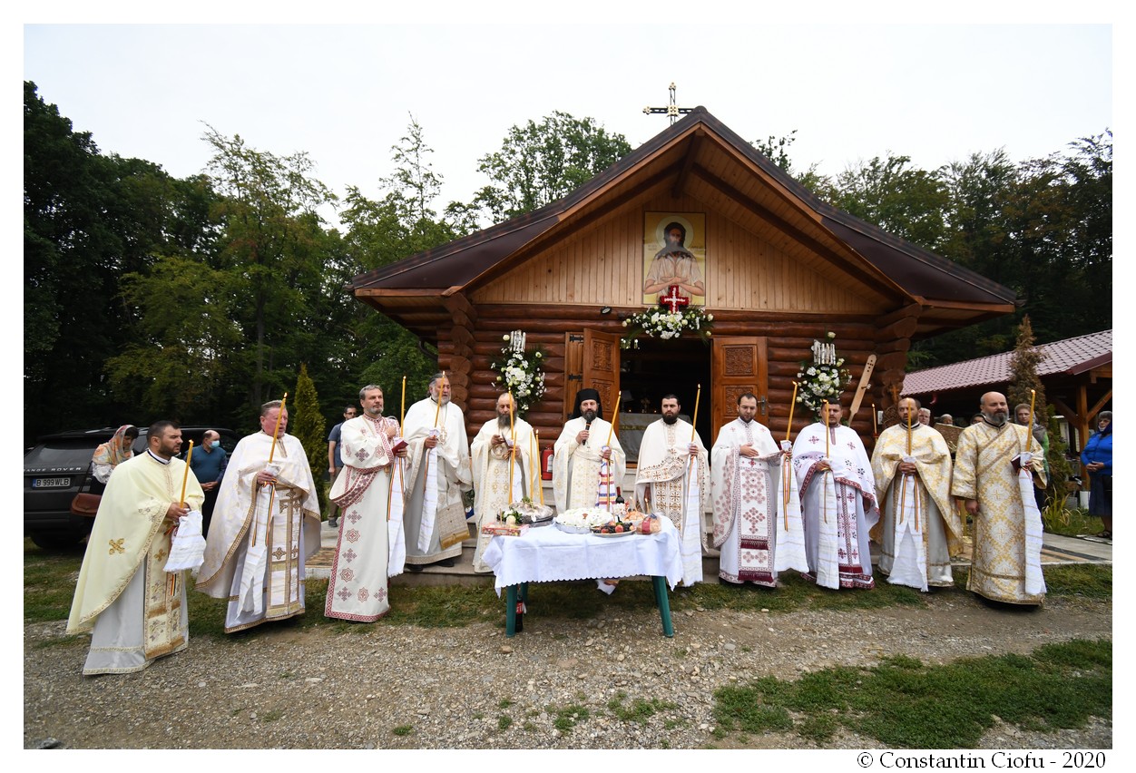 Ortodoxie pe net: Schitul "Sfântul Alexie" şi "Sfinţii Martiri ...