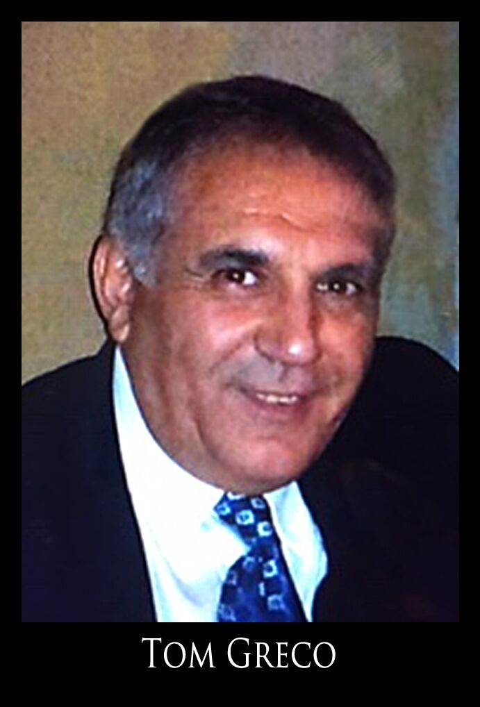 Contemporary Makers: 2019 CLA Live Auction: Bag and Horn Set by Tom Greco