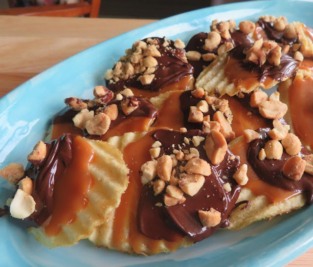 Toffee, Chocolate and Peanut Dipped Potato Chips | The English Kitchen