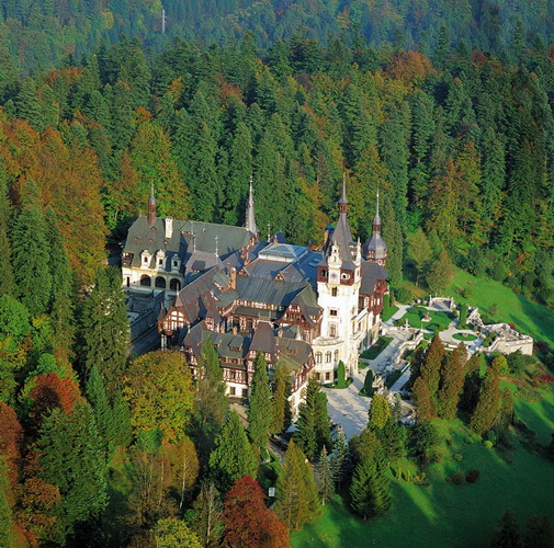 Roumanian Touristics - What to visit in Romania ?: PELES CASTLE - THE ...