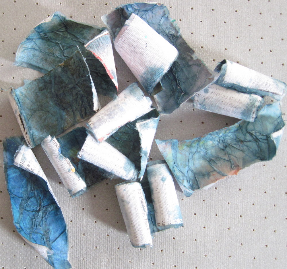 Helen Smith : Artist, Maker: Making textured paper backgrounds... part 2