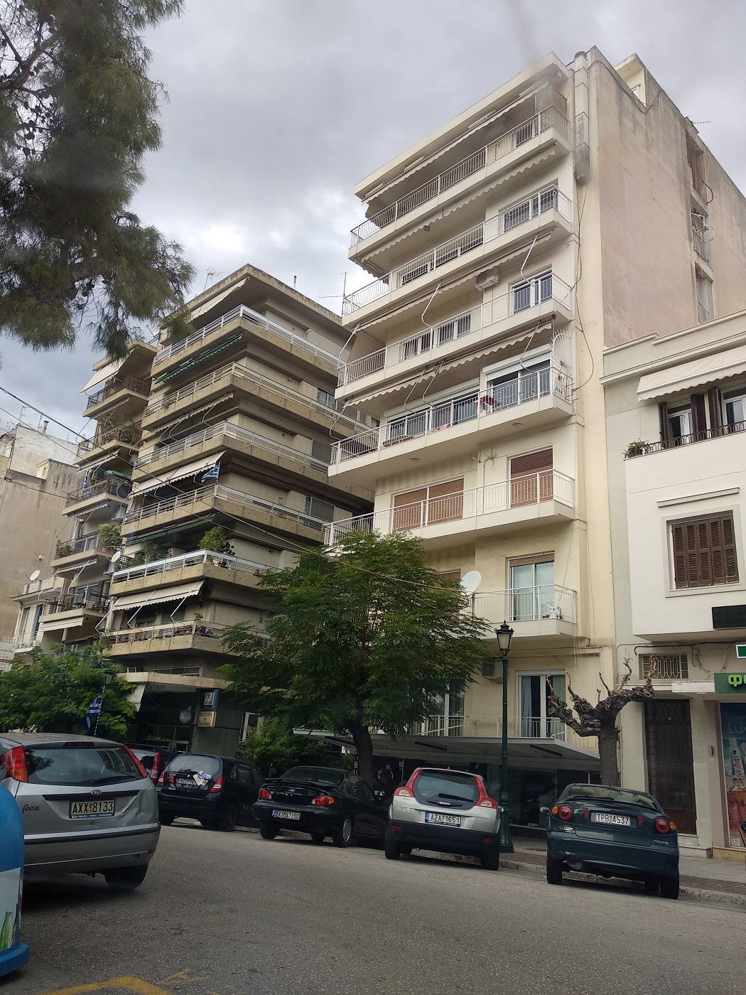 Ιδιωτική Οδός: ΧΩΡΙΣ ΣΗΜΑΙΕΣ ΤΟ ΚΕΝΤΡΟ ΤΗΣ ΠΑΤΡΑΣ ΠΑΡΑ ΤΗΝ ...ΔΡΑΜΑΤΙΚΗ ...