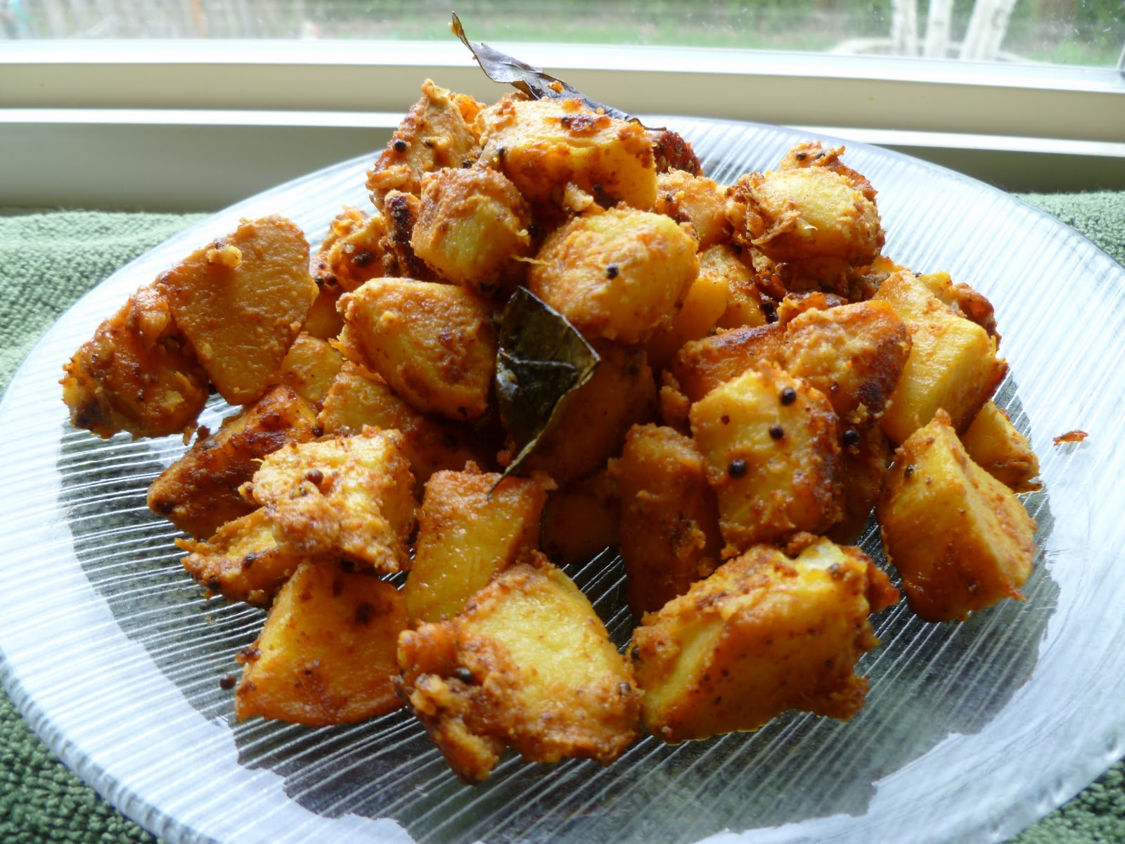 Nisha's Kitchen: Chembu Mezhukvaratti/Arbi Fry/Colocasia fry