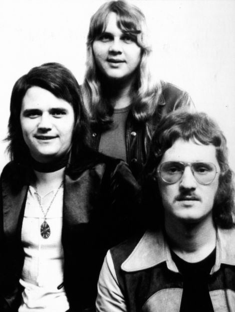 Poemas de Sol: Triumvirat - Triangle & Illusions (German progressive ...