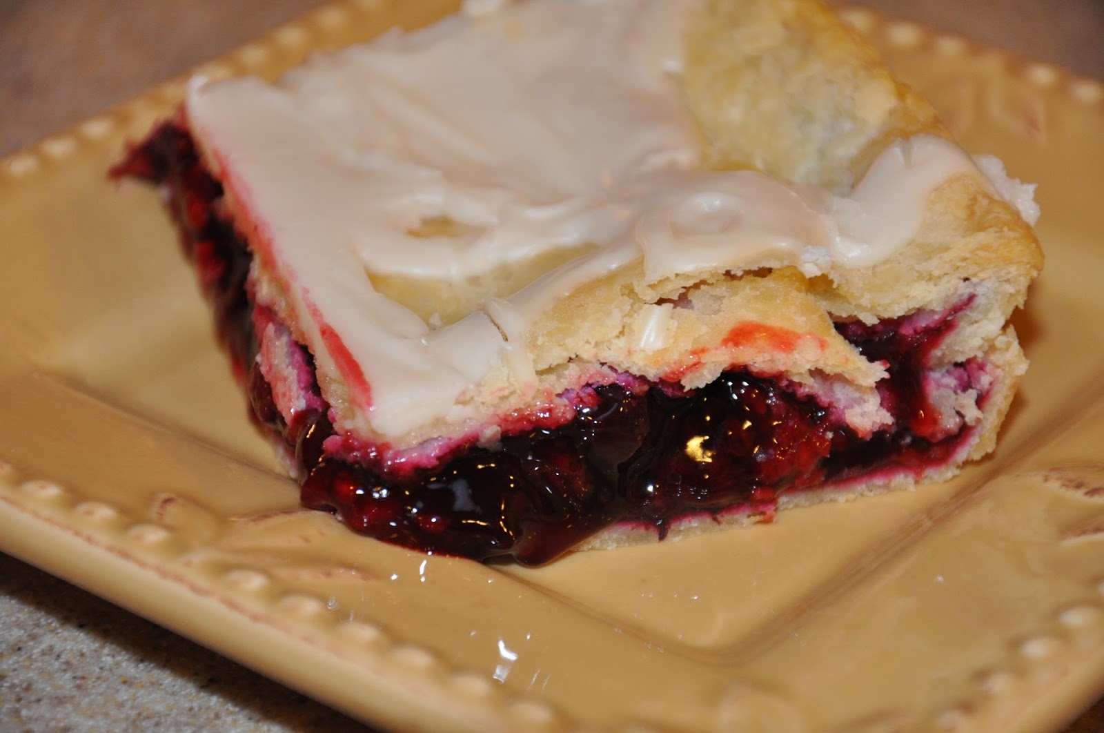 The Changeable Table: Razzleberry Slab Pie