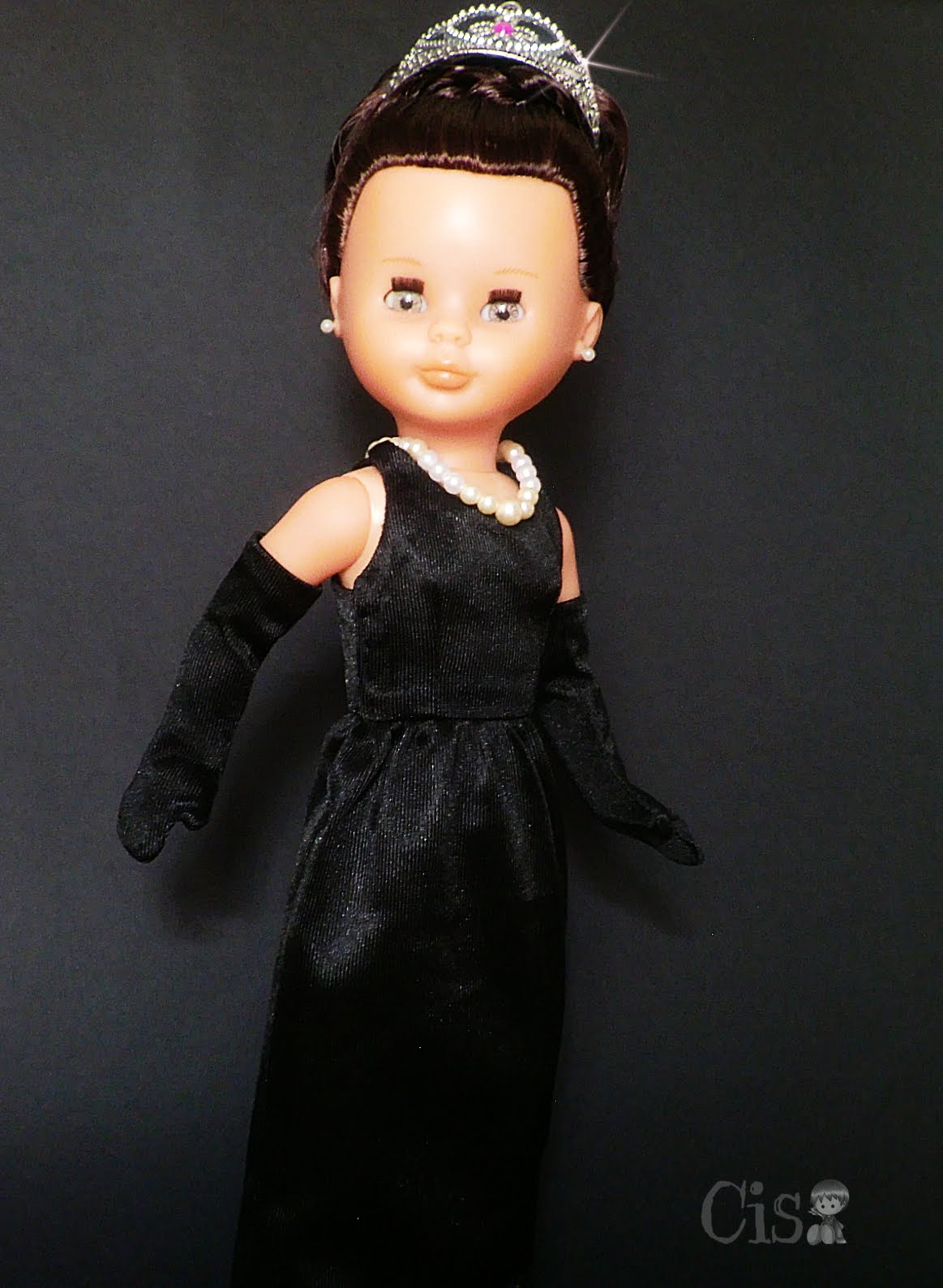 Nancy por Cislaghi and Friends: Siempre Audrey!