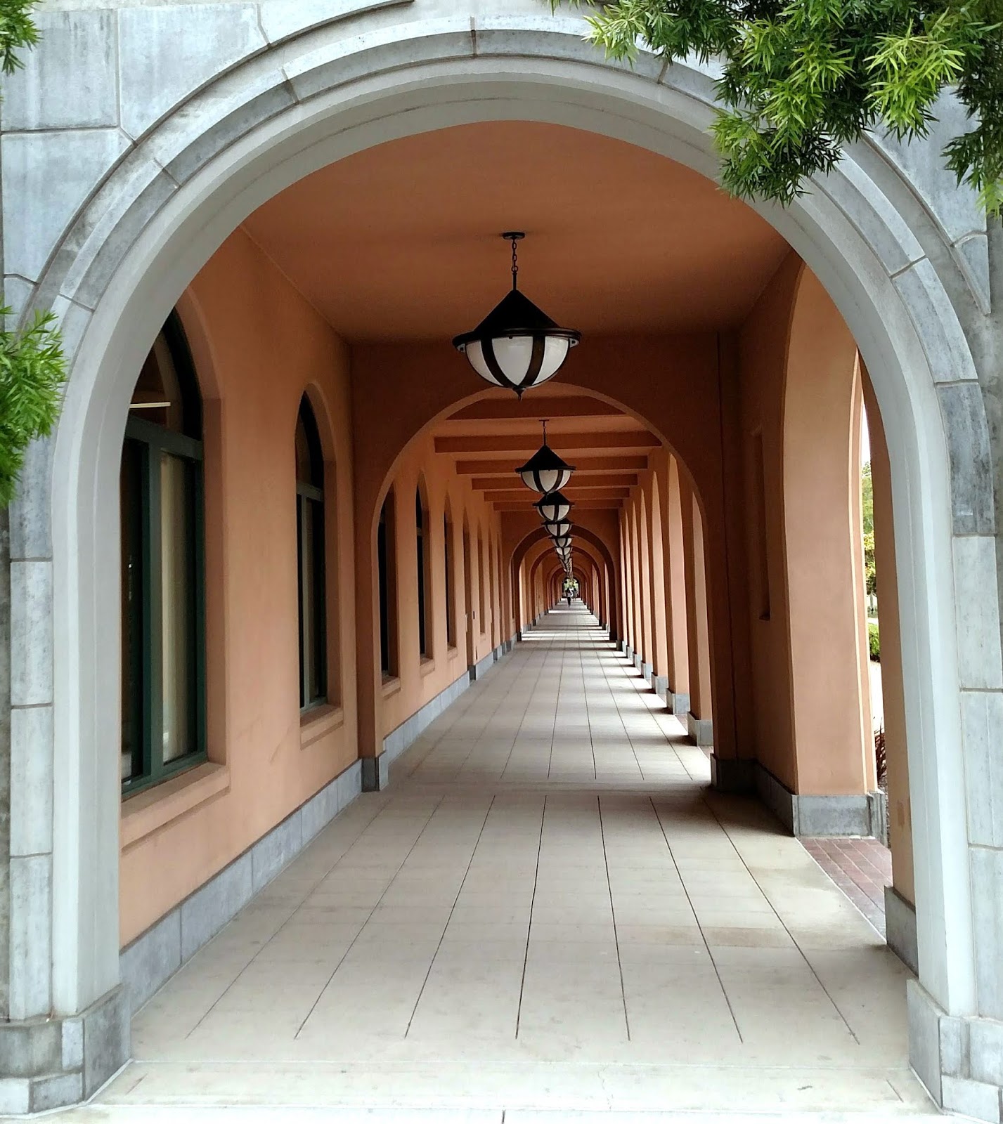 The Mathematical Tourist: Passageway