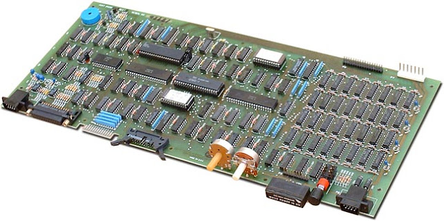 Pictures of the First Laptop Computer ~ Vintage Everyday