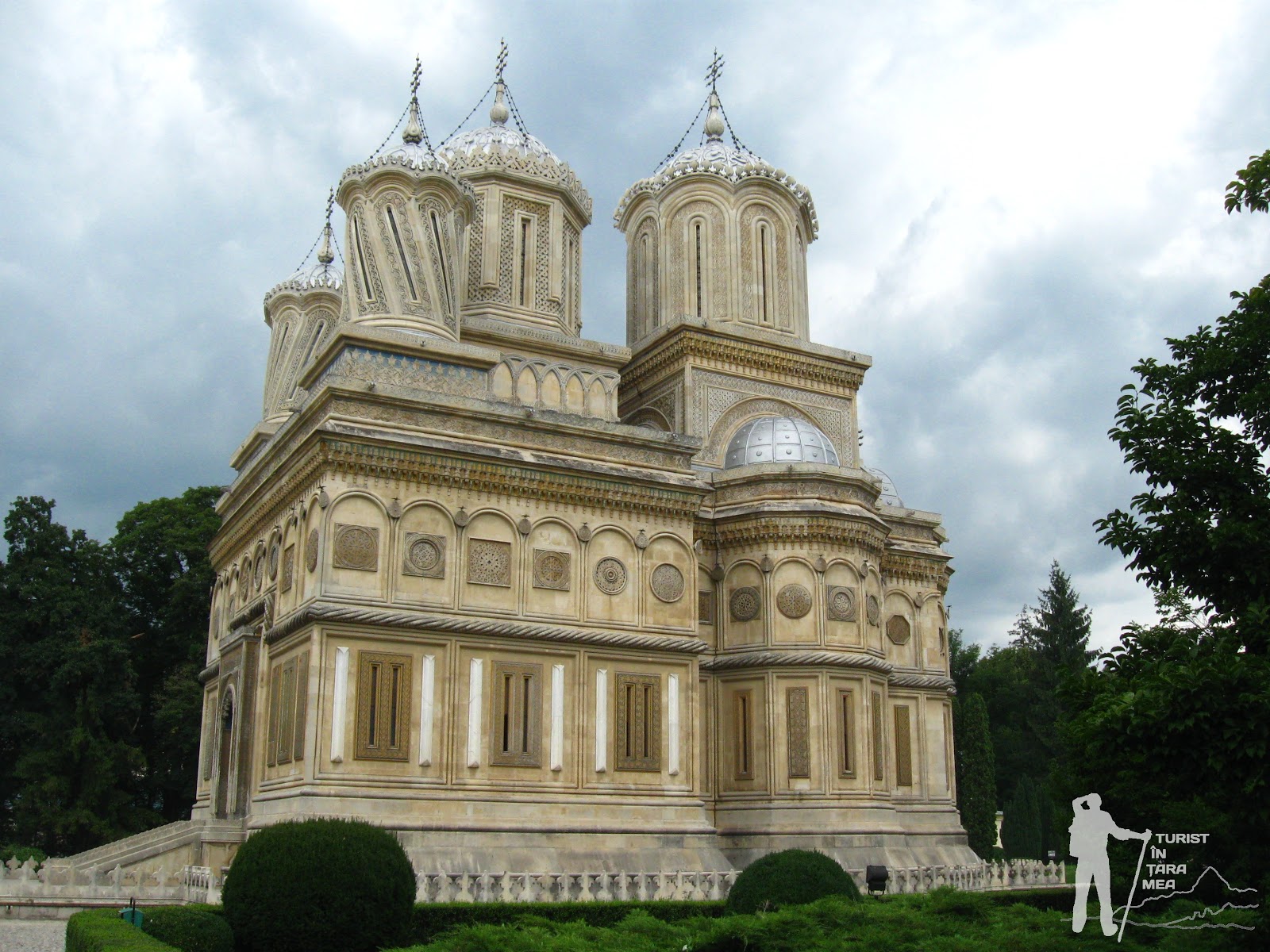 Mânăstirea Curtea de Argeş
