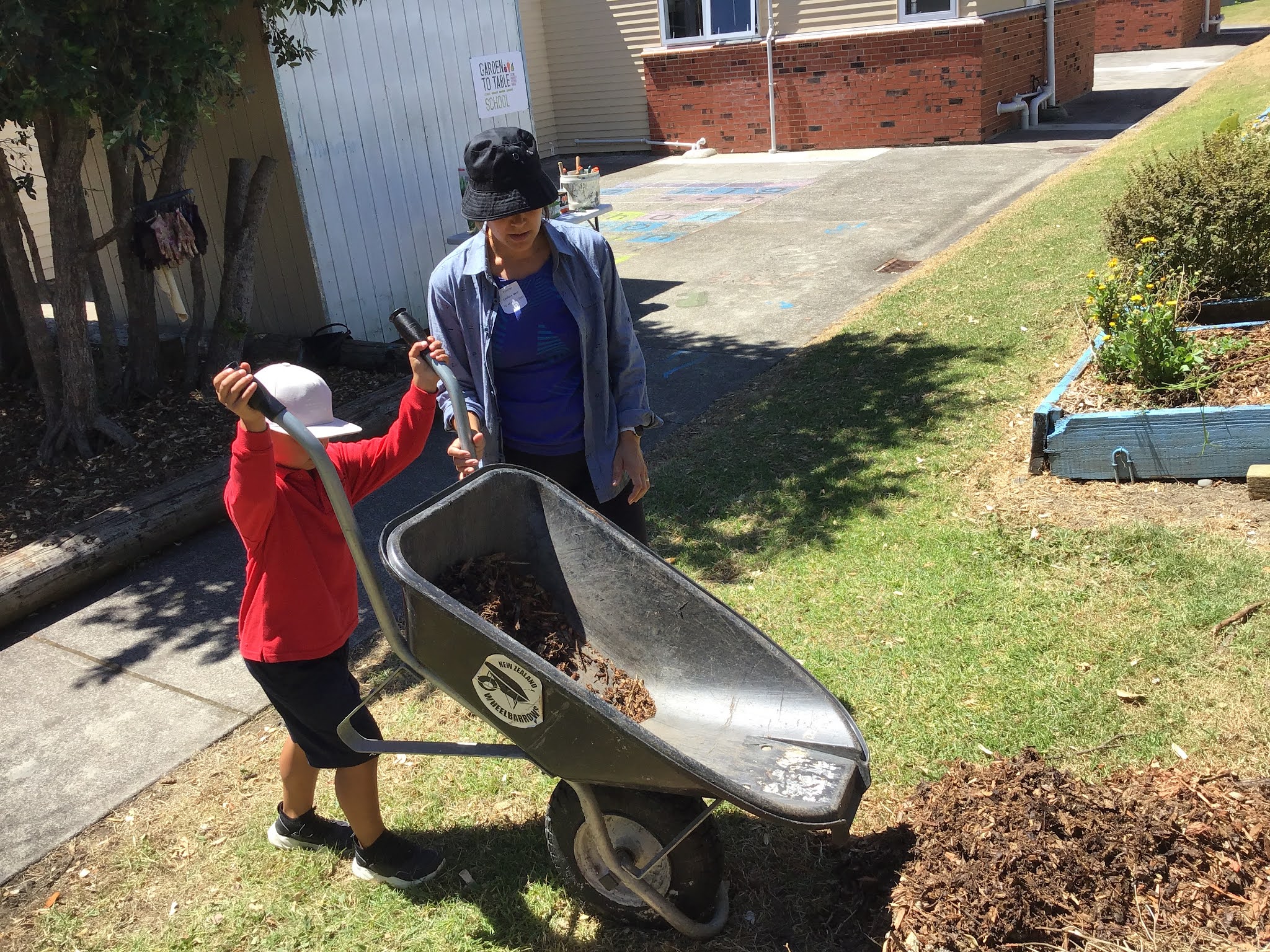 Room 12 @ Glen Taylor School: Wheelbarrow driving test to get their ...