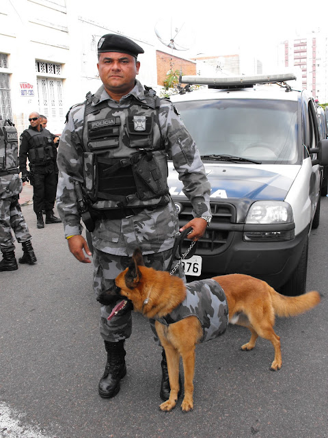 BATALHÃO DE CHOQUE - PMSE: IMAGENS DO DESFILE DO BATALHÃO DE CHOQUE NO ...