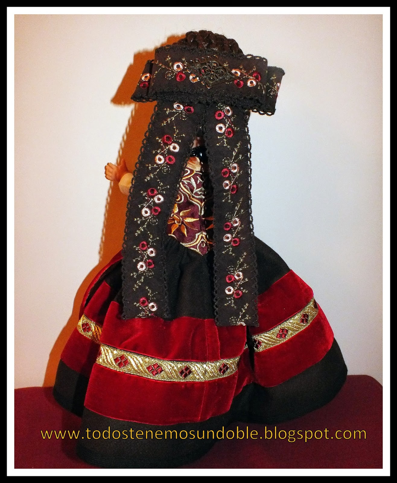 El vestir tradicional burgalés en miniatura: 17.- Indumentaria ...