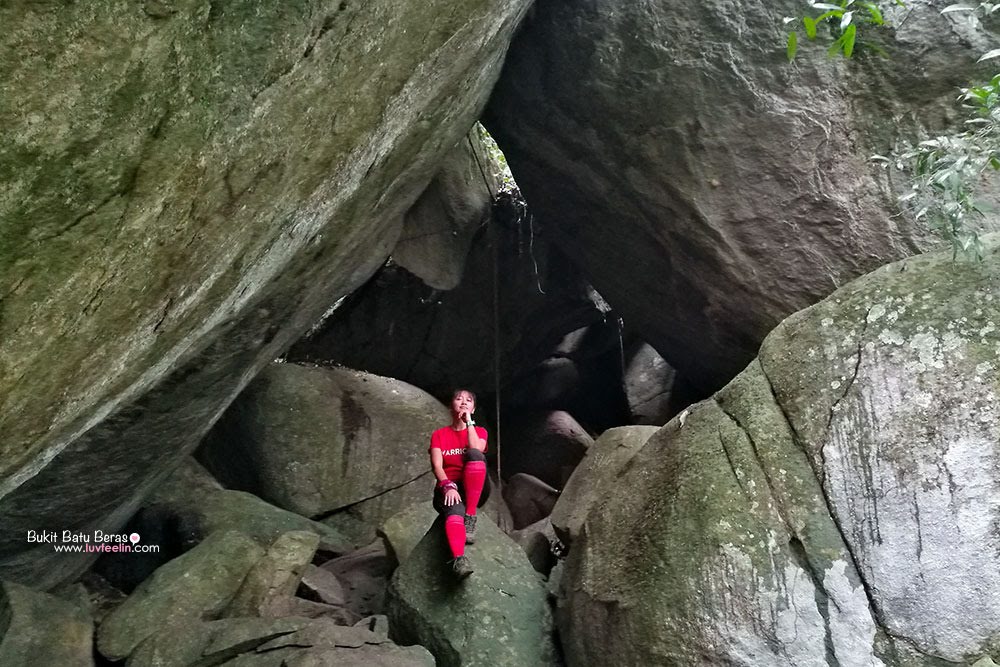 Bukit Batu Beras【米石山】烟霾之下的无边田野美景 - 乐飞翎 ♥ LUVFEELIN
