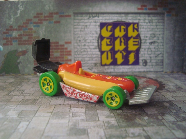 gakbrenti: hot wheels street weiner
