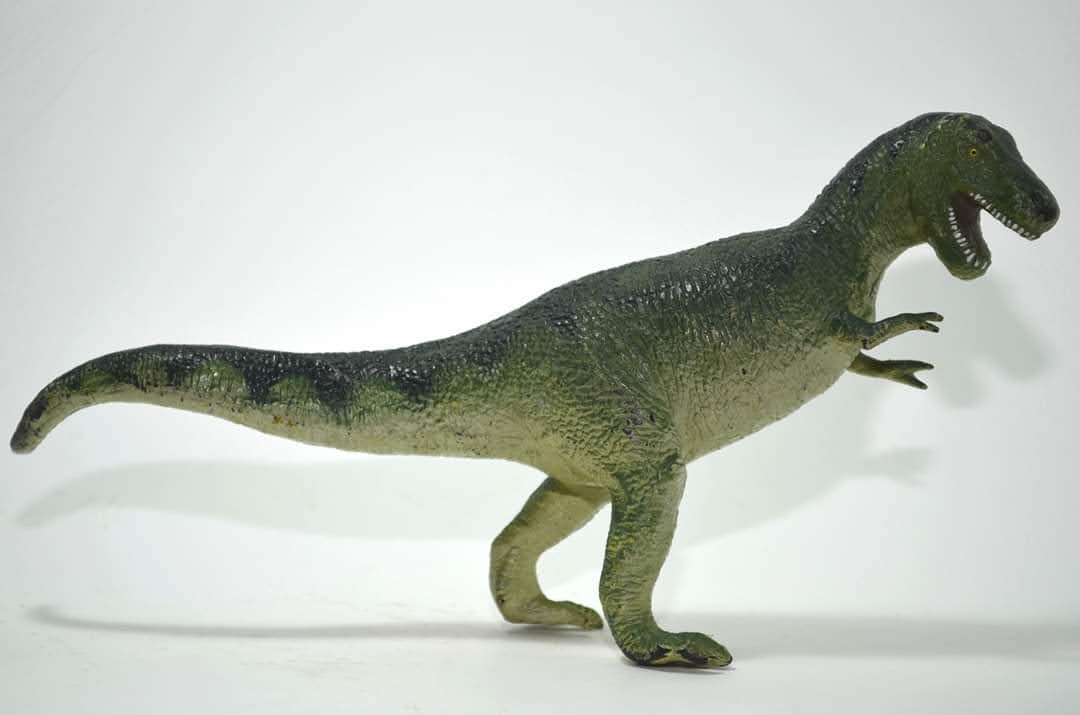 The Carnegie Collection Tyrannosaurus (1988)