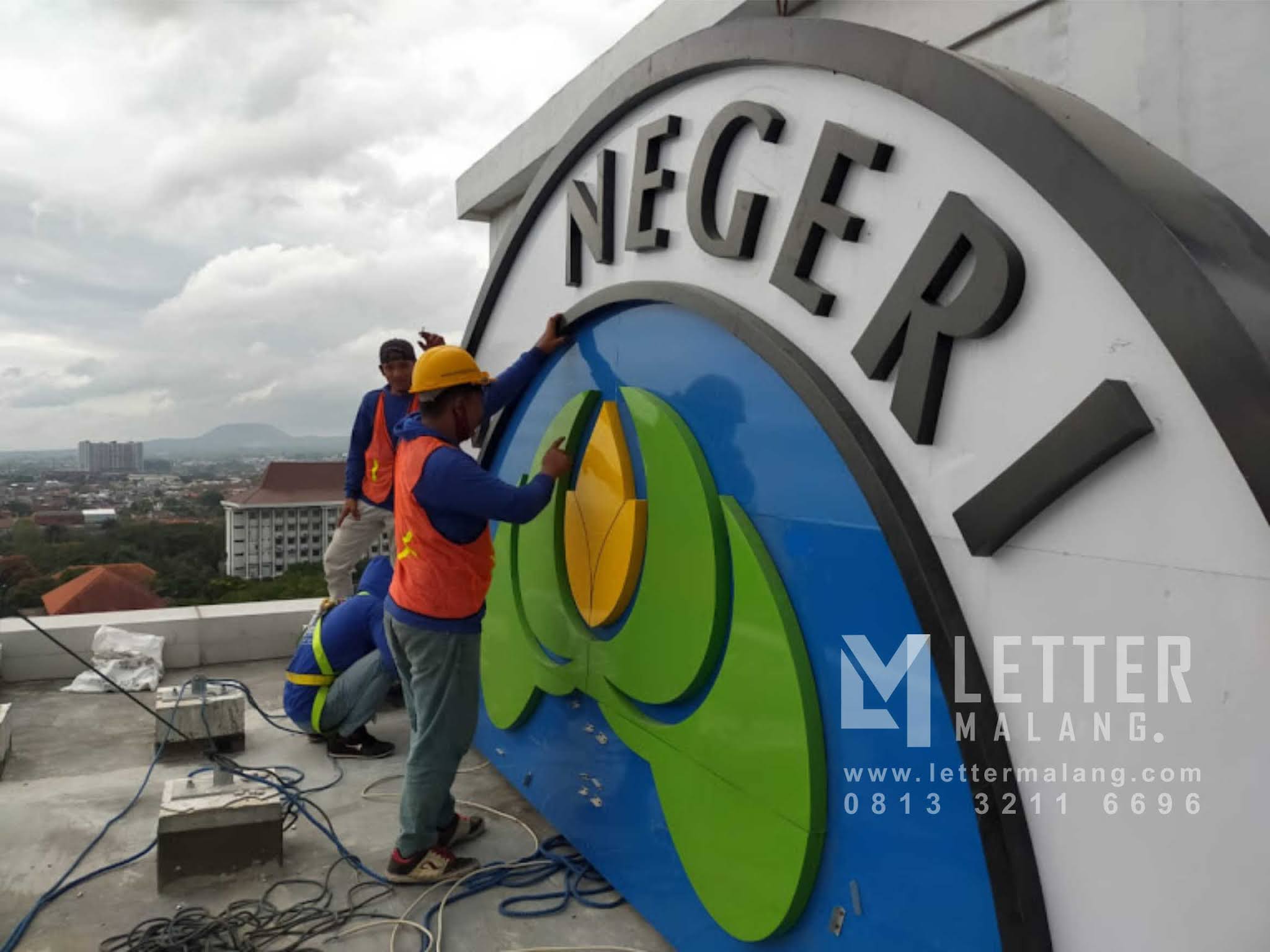 Jasa Pembuatan dan Pemasangan Logo Timbul dan Letter Timbul - Letter ...