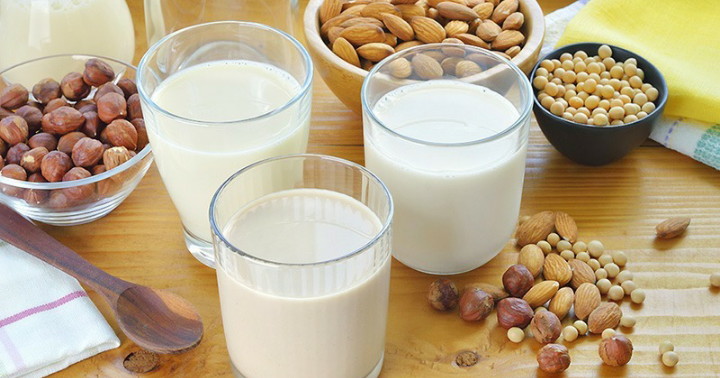 MILK TYPES AND ITS BENEFITS.