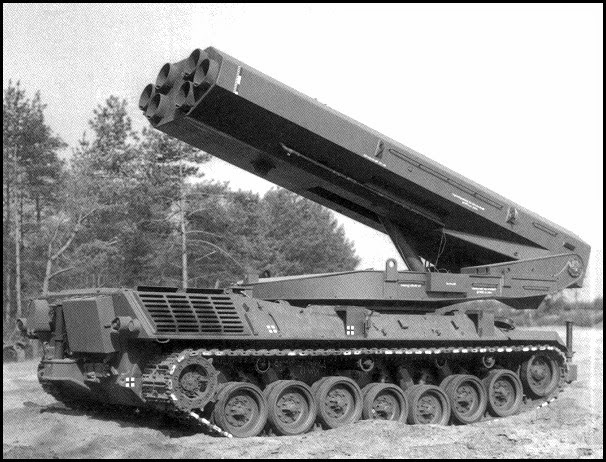 Defence and Freedom: Battlefield missile artillery from the blackpowder ...