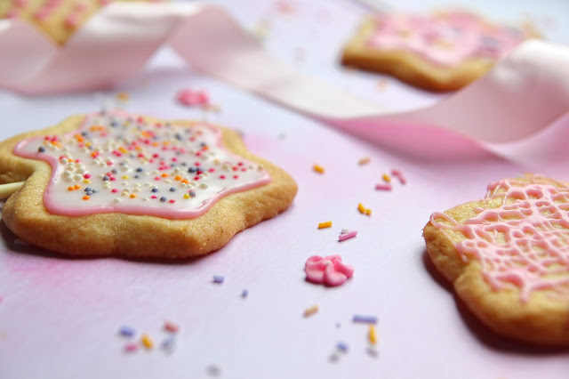 RECIPE: Magical Flower Biscuit Wands | Treasure Every Moment